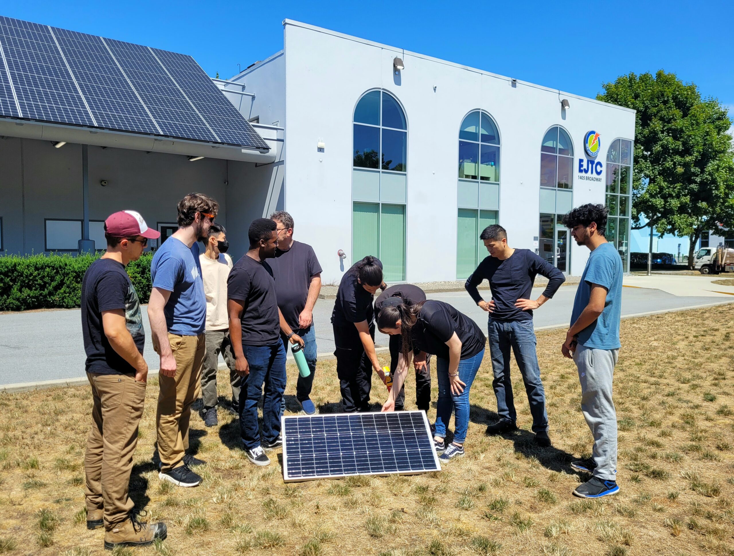 Six Benefits of a Career in the Electrical Industry: Green, Clean ...